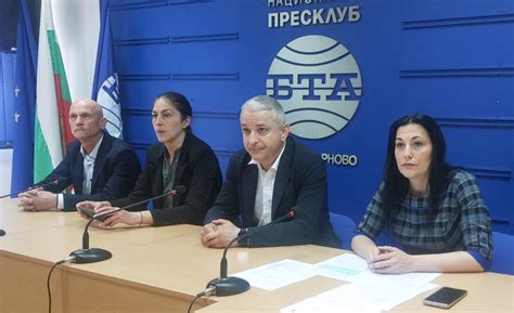 Административният съд спря наредба обречена да накаже образованието Възраждане