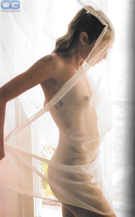 Luana Piovani Nude Pictures Photos Playboy Naked Topless Fappening