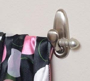 How To Hang Curtains In A Dorm Looks Cool Layouts De Revistas Designer De Interiores