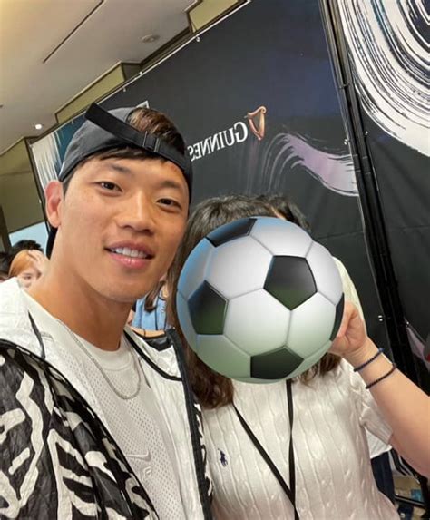 황희찬 온도차 유머 움짤 이슈 에펨코리아