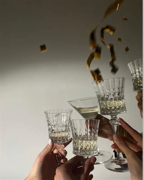 рождество новый год атмосфера шампанское елка платье вечеринка Doğum Günü Kombucha Kızlar