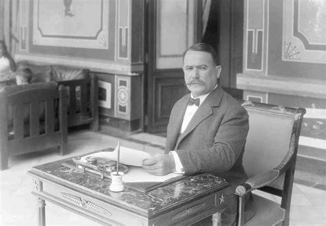 Ten Notable Presidents Of Mexico Biographies