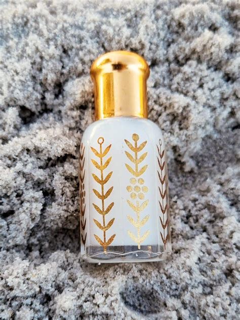 Musk Al Tahara Attar White Musk Concentrated Perfume Oil Middle Eastern