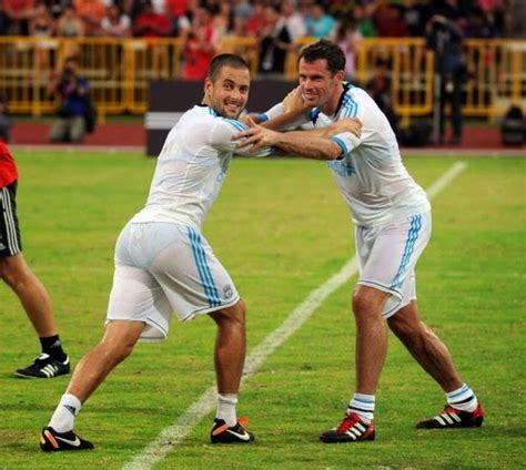 Homem Rg Bundas De Machos E Putos E Os Lances Do Futebol