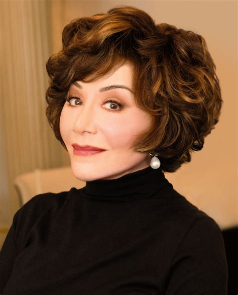 Lynda Resnick Net Worth Career Highlights And More Businesswomen