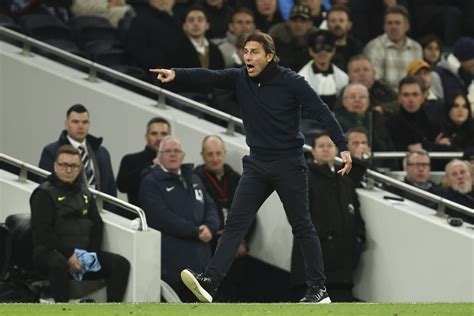 Antonio Conte Reacts To Aaron Ramsdale Display In Arsenal Win