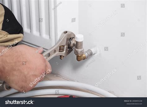 10 247 Radiator Installation Images Stock Photos Vectors Shutterstock