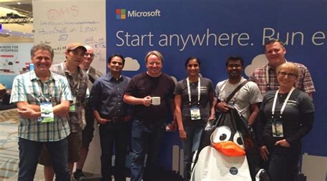 Linux Meets Windows Linus Torvalds Happily Talking To Microsoft Guys At LinuxCon