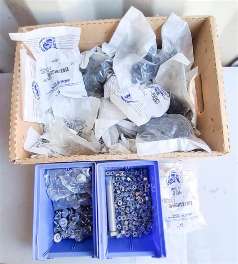 1000 New Asst Bolts Nuts Fasteners