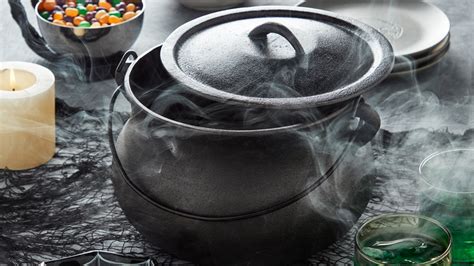 Smith And Clark Cast Iron Cauldrons And Cookware