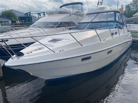 Used Sealine S38 Inautia