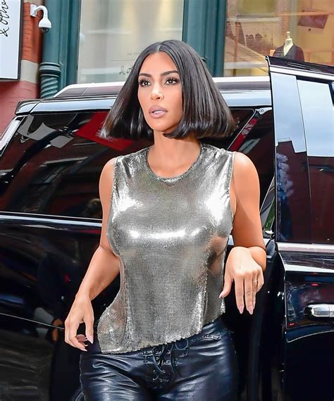 Kim Kardashian S Bob Haircut See Photos Ps Beauty