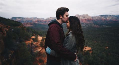 Kissing Mistakes That Every Man Makes While Making Out