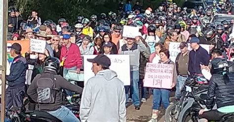 Vía Alterna A La Calera Por El Codito En El Norte De Bogotá Es Un Desastre La Comunidad Salió