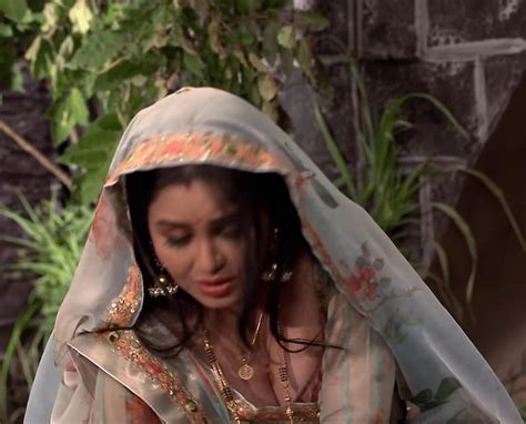 Angoori Bhabhi Kya Dekh Ke Dar Gyi Btao Comments Me 💦🤤 Rsaumyatandon