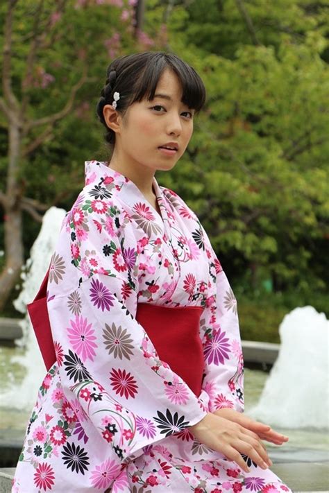 日テレｼﾞｪﾆｯｸ2014前田美里ちゃん 元玉拾い（もと、たまひろい）のｽﾎﾟｰﾂとか草花とか