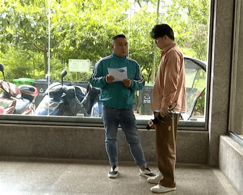 贵阳一业主想在自家车位安充电桩，向物业交1000元服务费，结果邓先生距离小区