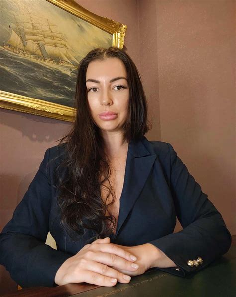 Шановні Адвокати адвокати з великої букви які завжди на стороні Закону і справедливості