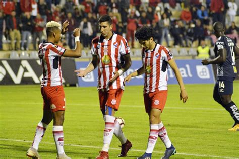 Agónico Empate Entre Técnico Universitario Y Guayaquil City 4 4
