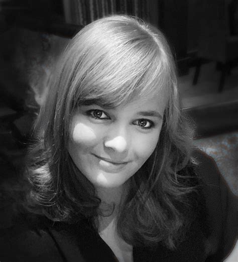 Meet The Artist Alishia Hoyle Bridgeworks Highest Speed Data Transfer