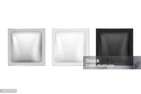 벡터 3d 사실적 사각형 호일 흰색 흰색 검은 긴 빈 포장 세트 흰색에 격리 마약 커피 소금 설탕 후추 향신료 봉지 콘돔 포장지