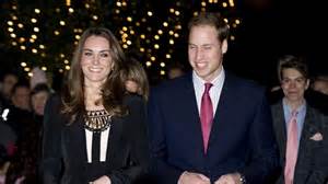 Catherine Princess Of Wales 2010 Sorgte Sie Mit Weihnachtsoutfit Für