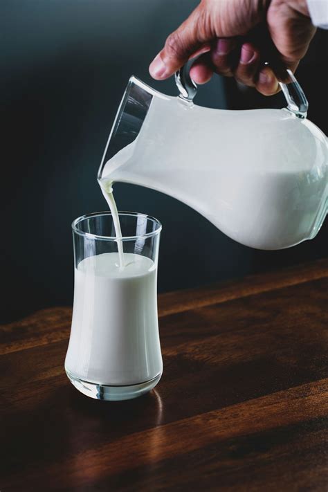 350 Milk Pictures Download Free Images On Unsplash