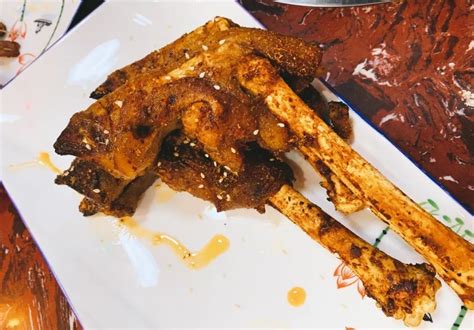 羊蹄骨文玩 羊拐骨手串 羊骨手串盘久了的图片 大山谷图库