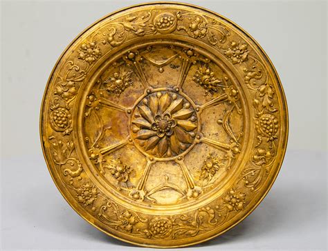 Старинная декоративная тарелка артикул ТРК 21811 купить в Санкт Петербурге