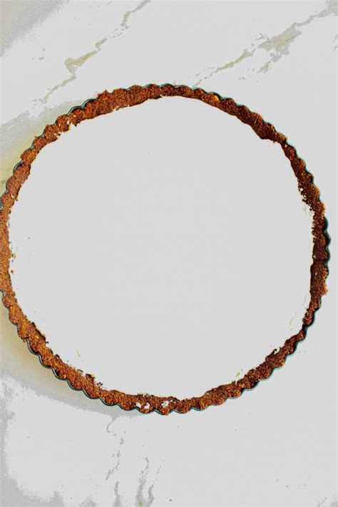 No Bake Chocolate Raspberry Cream Tart