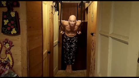 22 Подъёма переворотом на морозе 14 4 выхода силой и 31 отжимание на кольцах Youtube