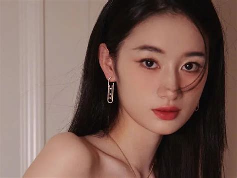 Profil Guo Xiaoting Cristy Guo