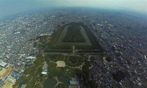 上空300メートルから見渡すVR古墳ツアー 大阪府堺市が提供 MoguLive