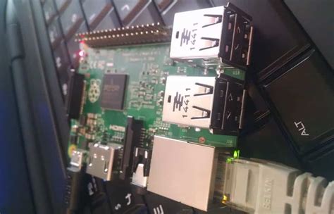 LEMP Raspberry Pi Web Server Arch Linux Nginx MariaDB MySQL PHP