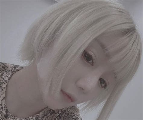 『夜ふかし』フェフ姉さんの相方・多田さん、脚のクモの巣タトゥー＆顔面ピアス姿に釘付け「めちゃめちゃ可愛い」｜概要｜ふねぽニュース 双葉社
