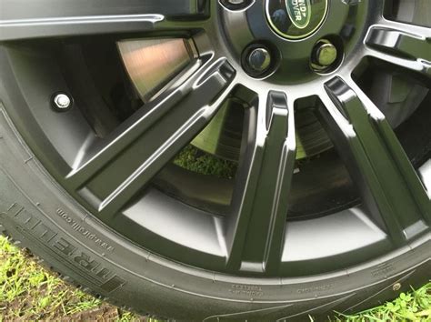 Perfect Detail Transforms A Range Rover Wheel Into A Stunning Masterpiece