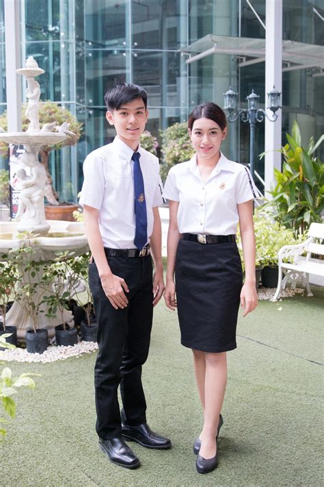 ชุดเครื่องแบบนักศึกษามหาวิทยาลัยสวนดุสิต Sducontactcenter