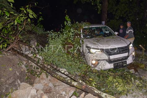 Tanah Longsor Di Sibolangit Antara Foto
