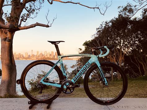 The First Bianchi Xr4 Disc In Australia Im In Love With This Hidden Cables Looks So Clean