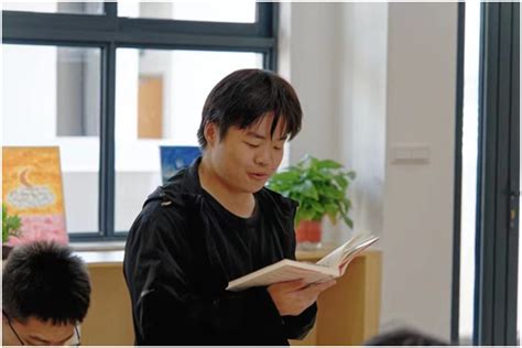 【艺术传媒学院】“春风四月暖，阅读正当时”学风建设活动第七期 泰山科技学院——全国民办前三强华东唯一全员书院制大学