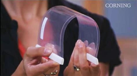 Corning Reveals Astounding Roll Up Willow Glass For Flexible Displays