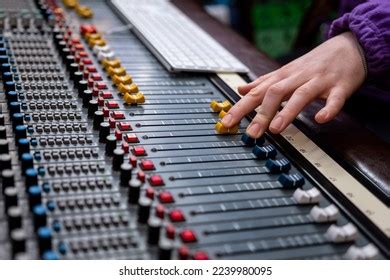 10 953 Hands On Sound Control Panel Images Stock Photos Vectors Shutterstock