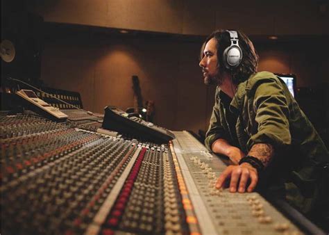 how do headphones produce bass frequencies zzounds music blog