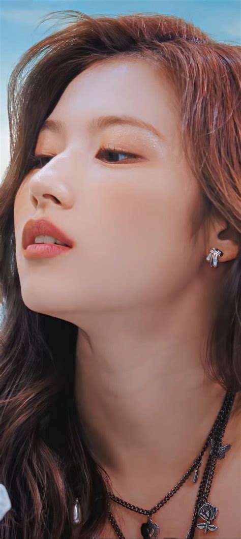 Pin On Minatozaki Sana