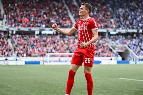 Унион се върна на 3 о място Фрайбург изпревари РБ Лайпциг в битката за топ 4 в Германия ОБЗОР