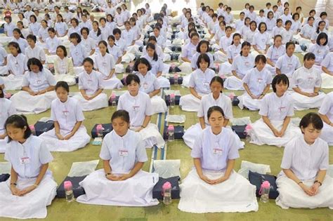 ประชาสัมพันธ์ วัดพระธรรมกายจัดโครงการสวดมนต์ปฏิบัติธรรมถวายเป็นพุทธบูชา ตลอดช่วงเข้าพรรษา