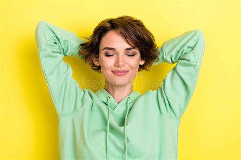 Photo Portrait Of Stunning Young Woman Arms Behind Head Closed Eyes Sleep Dressed Stylish Green