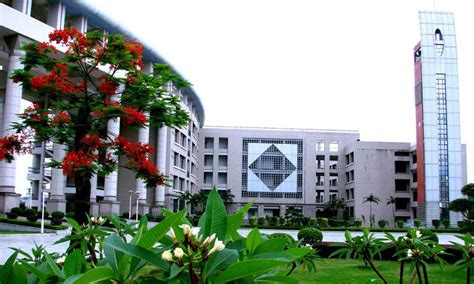 福建医科大学上街校区 福建医科大学旗山校区 福建医科大学 大山谷图库