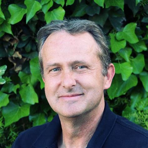 Tracey Singer Male Voice Singing Lessons