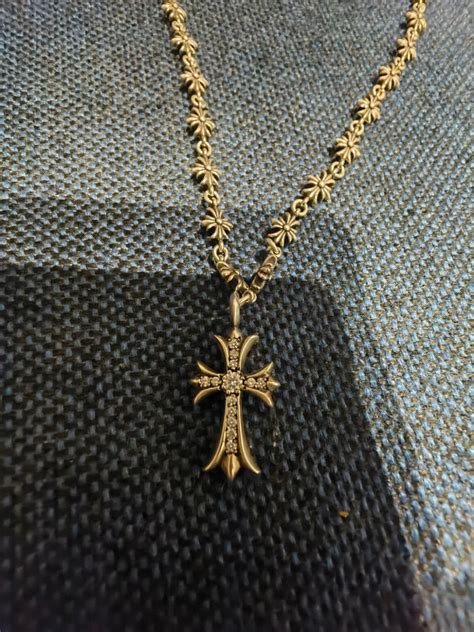 克罗心经典款项链克罗心项链经典 伤感说说吧